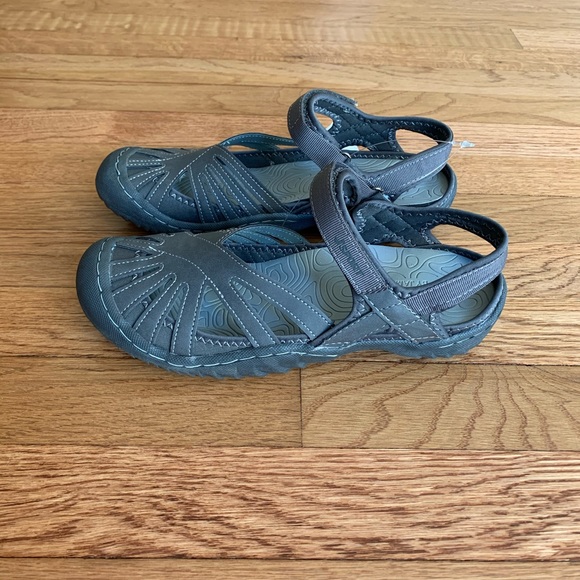 JBU | Shoes | Jbu Ladies Poppy Sandal | Poshmark